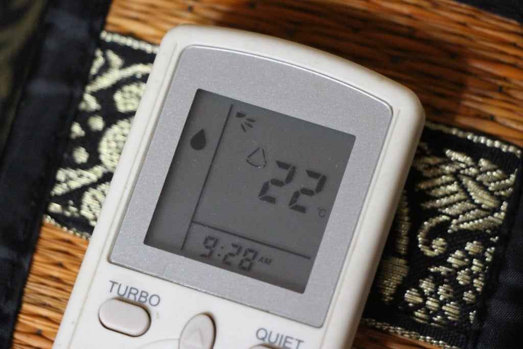 Dry Mode Aircon Tips: When & How to Use It Efficiently - jkairconspecialist